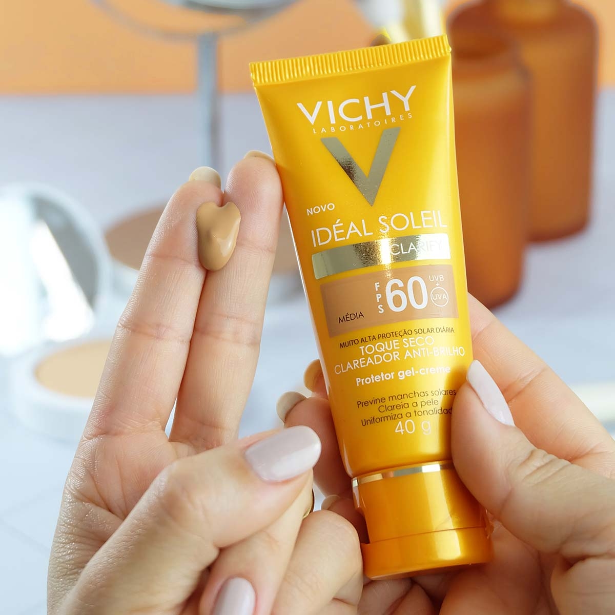 Protetor Solar Facial Idéal Soleil Clarify Cor Média FPS60 40g | Droga Raia